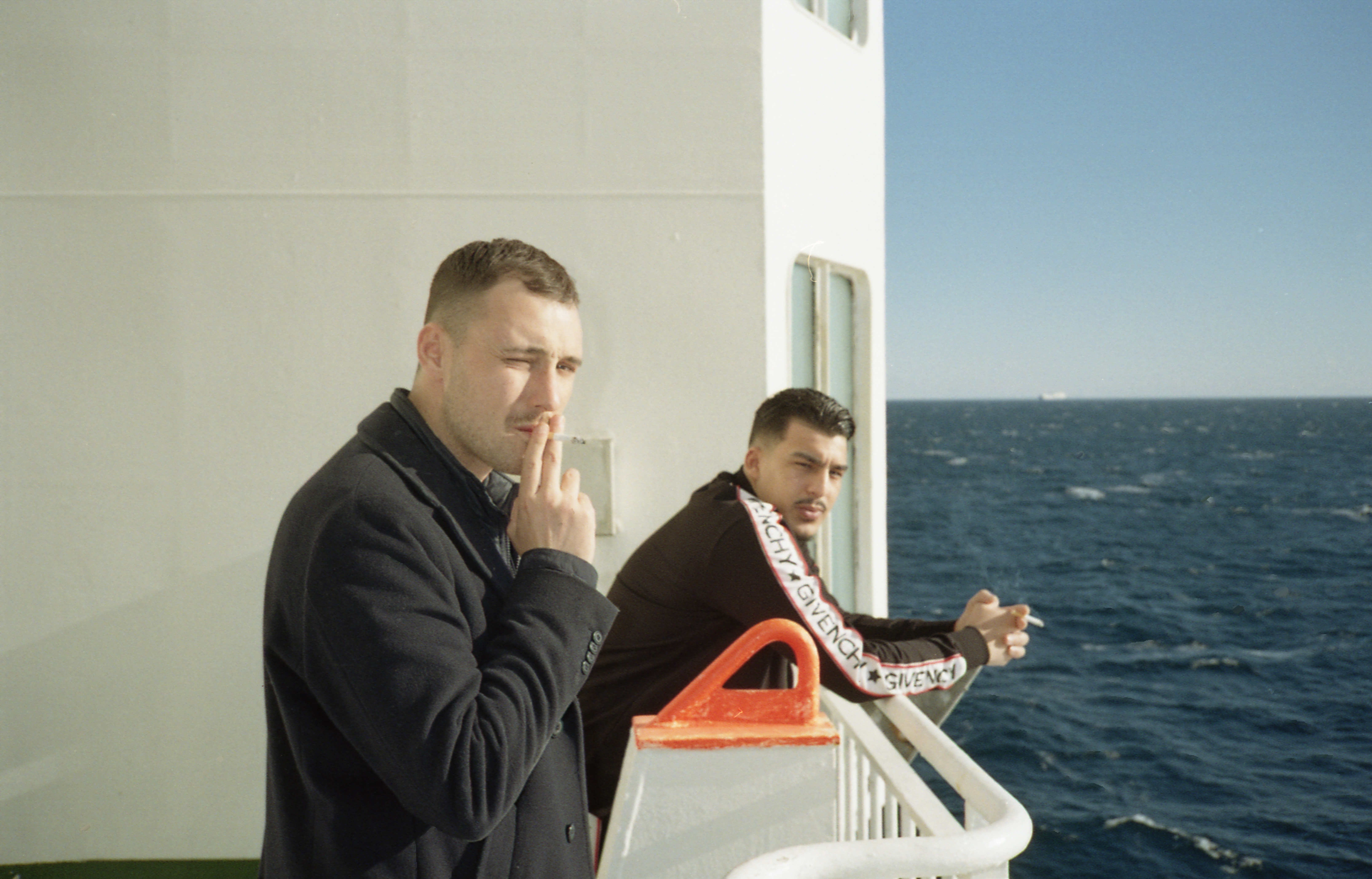 Jorden rundt med Gilli, Kesi og Fouli: Mød holdet bag dansk hiphops ...