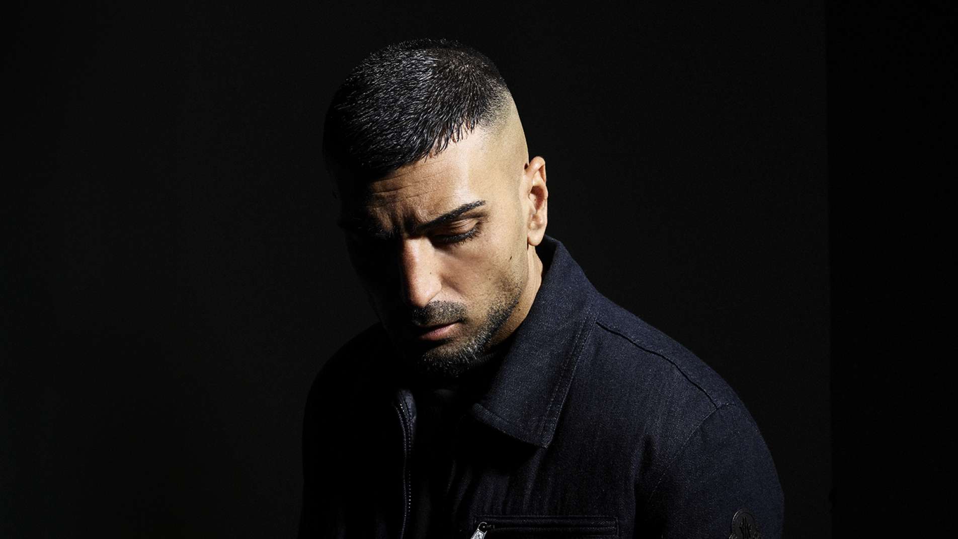 Sivas kører mod solnedgangen på ny single – hør ‘Ups N Downs’ / Nyhed