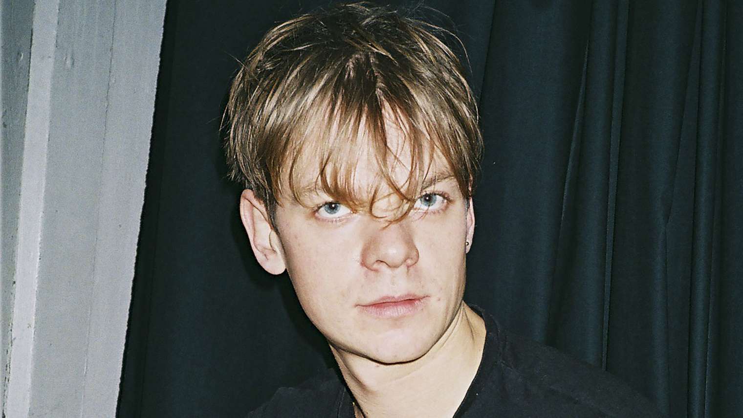 School of X balancerer rock og ro perfekt på debutalbummet ‘Armlock ...