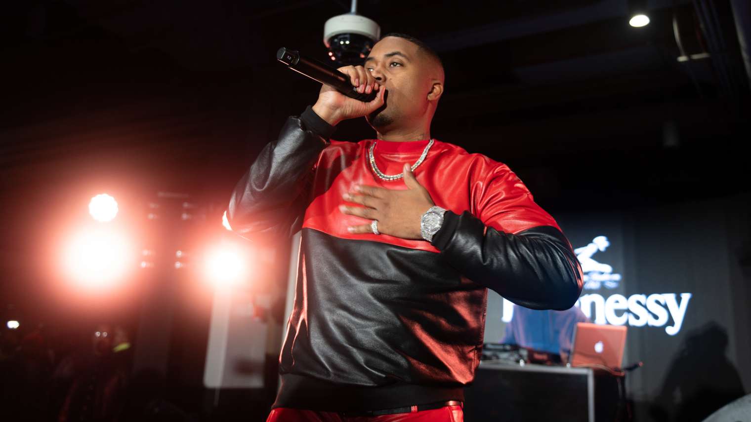 Nas og stjerneproducer i studiet sammen – er der et album på vej? / Nyhed