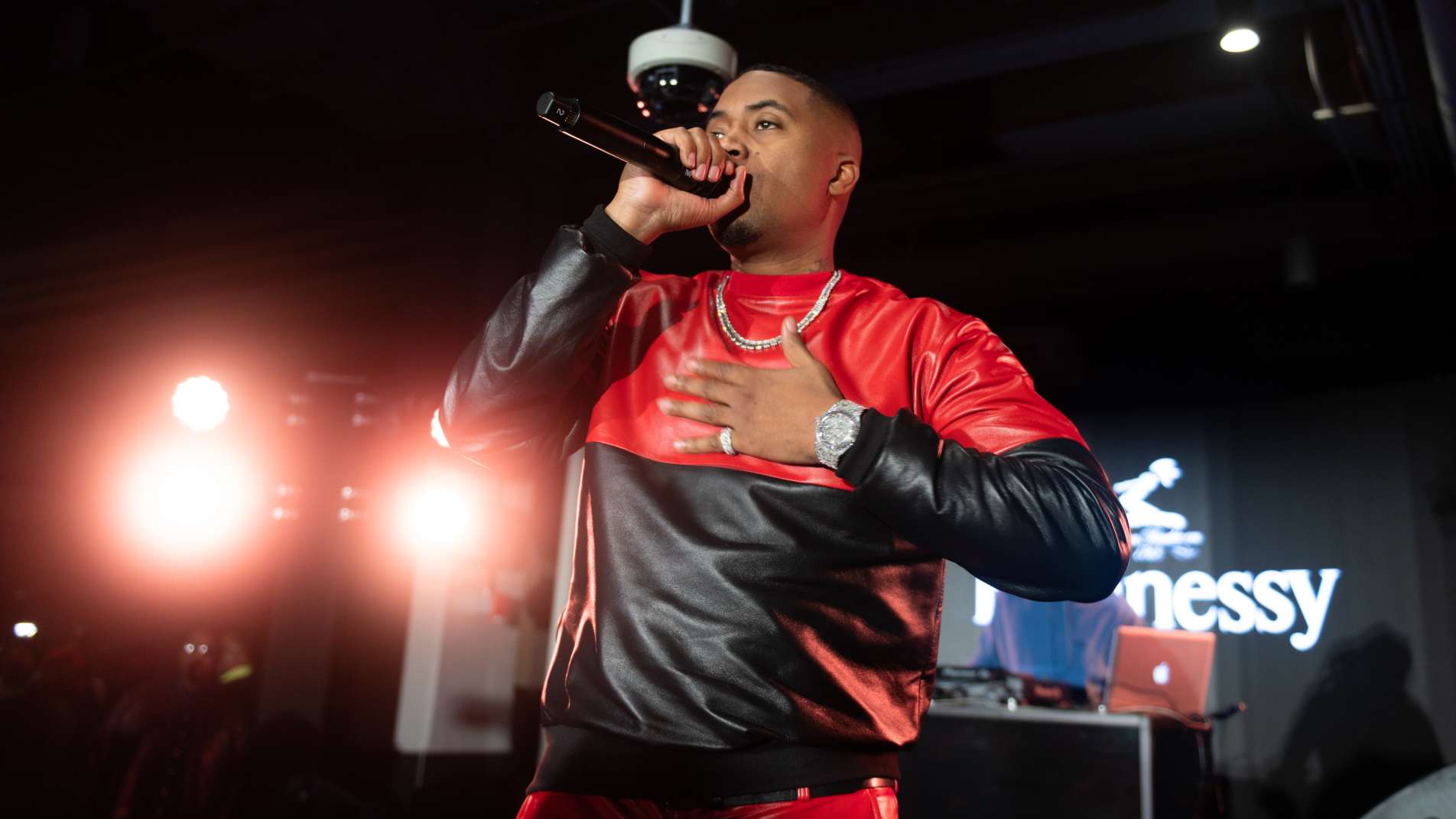 Nas og stjerneproducer i studiet sammen – er der et album på vej? / Nyhed