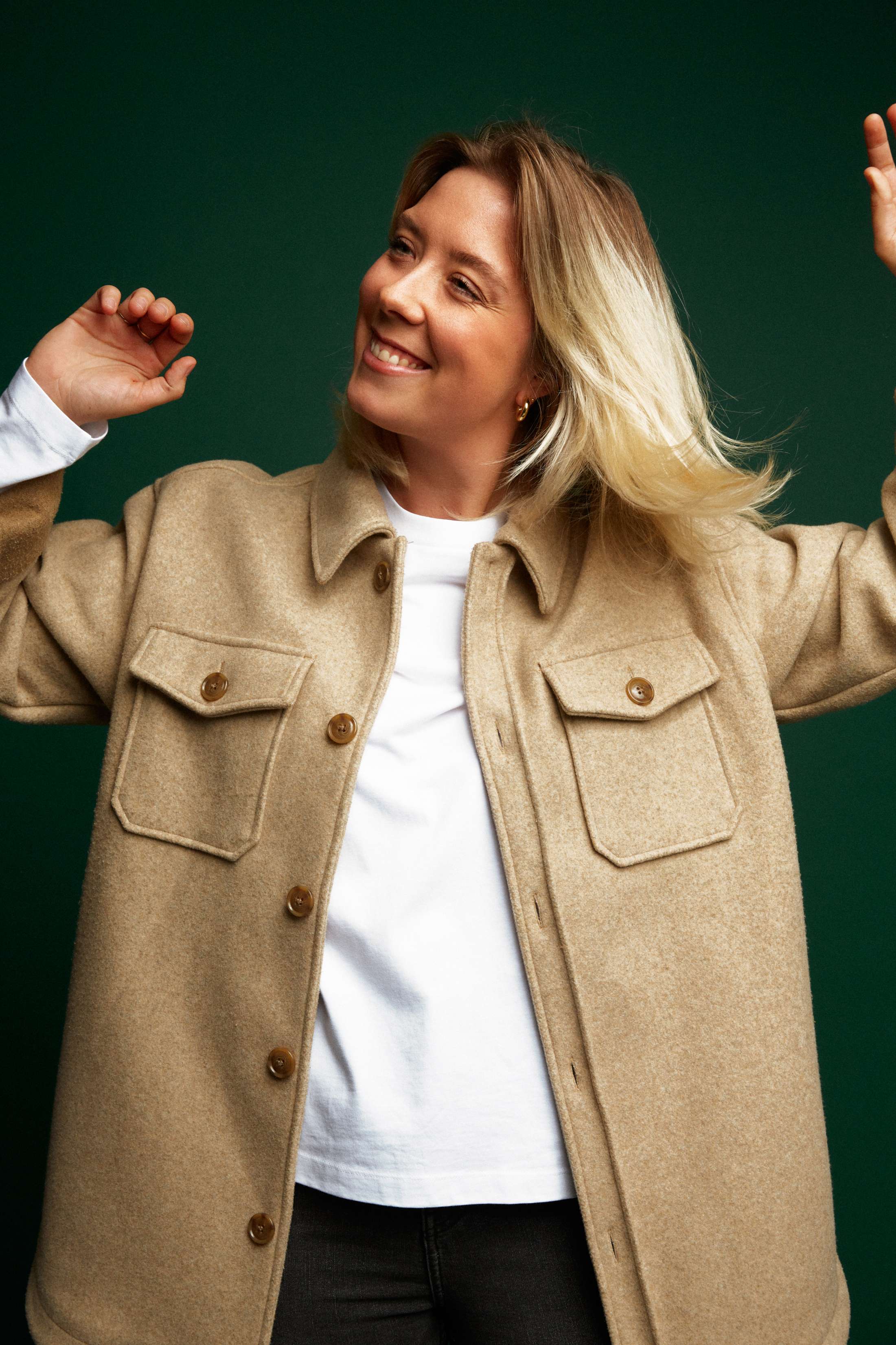 Soundvenue Springer: Sofie Jo Kaufmanas vil have os til at gro en kæmpestor fed selvironi ...