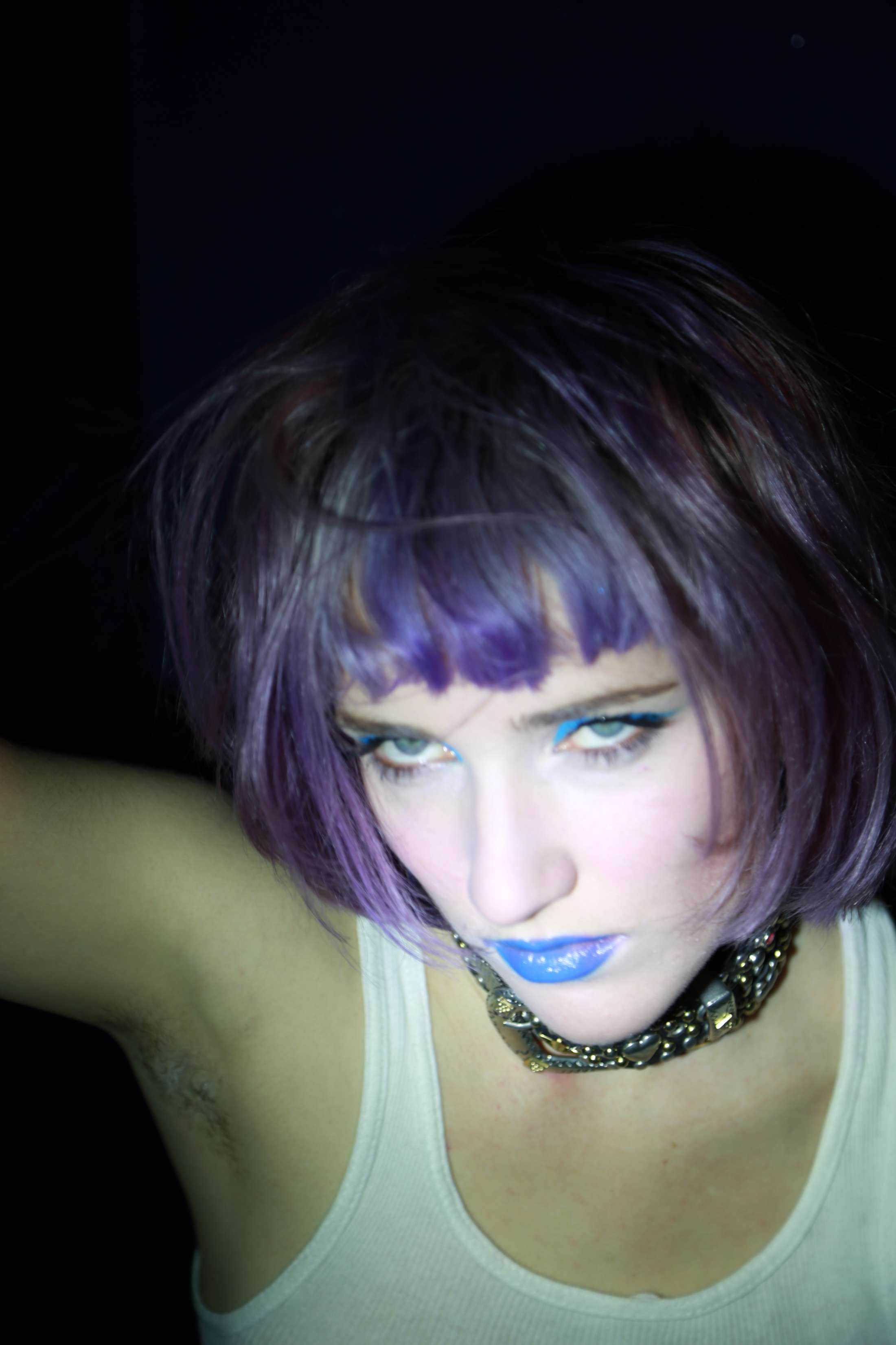 Premiere: Hyperpop-artisten Glitchi springer ud som XO Nina på ‘Teenage ...