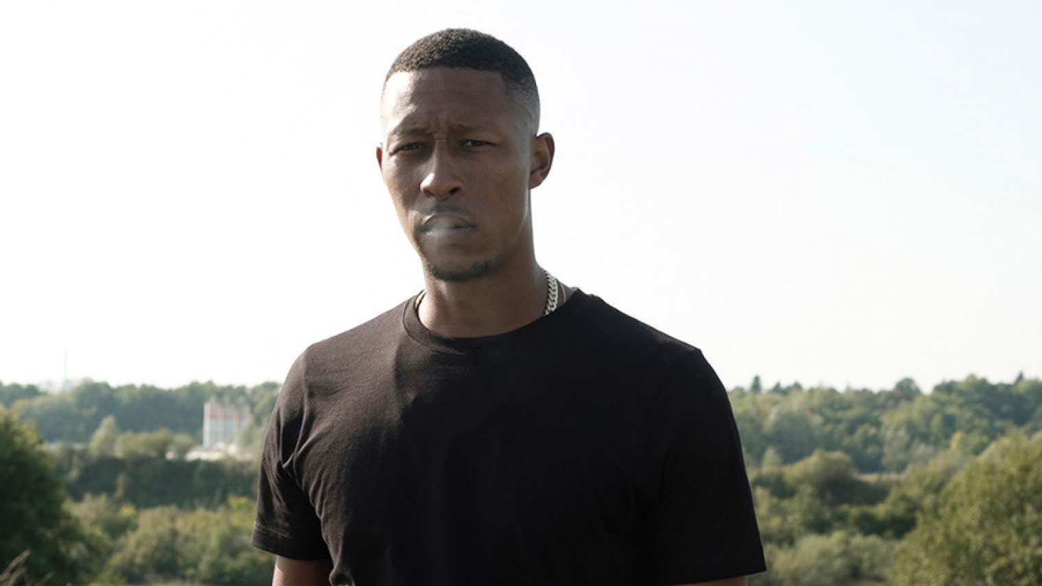 Noah Carter bekræfter: Nyt album ude nu på fredag / Nyhed