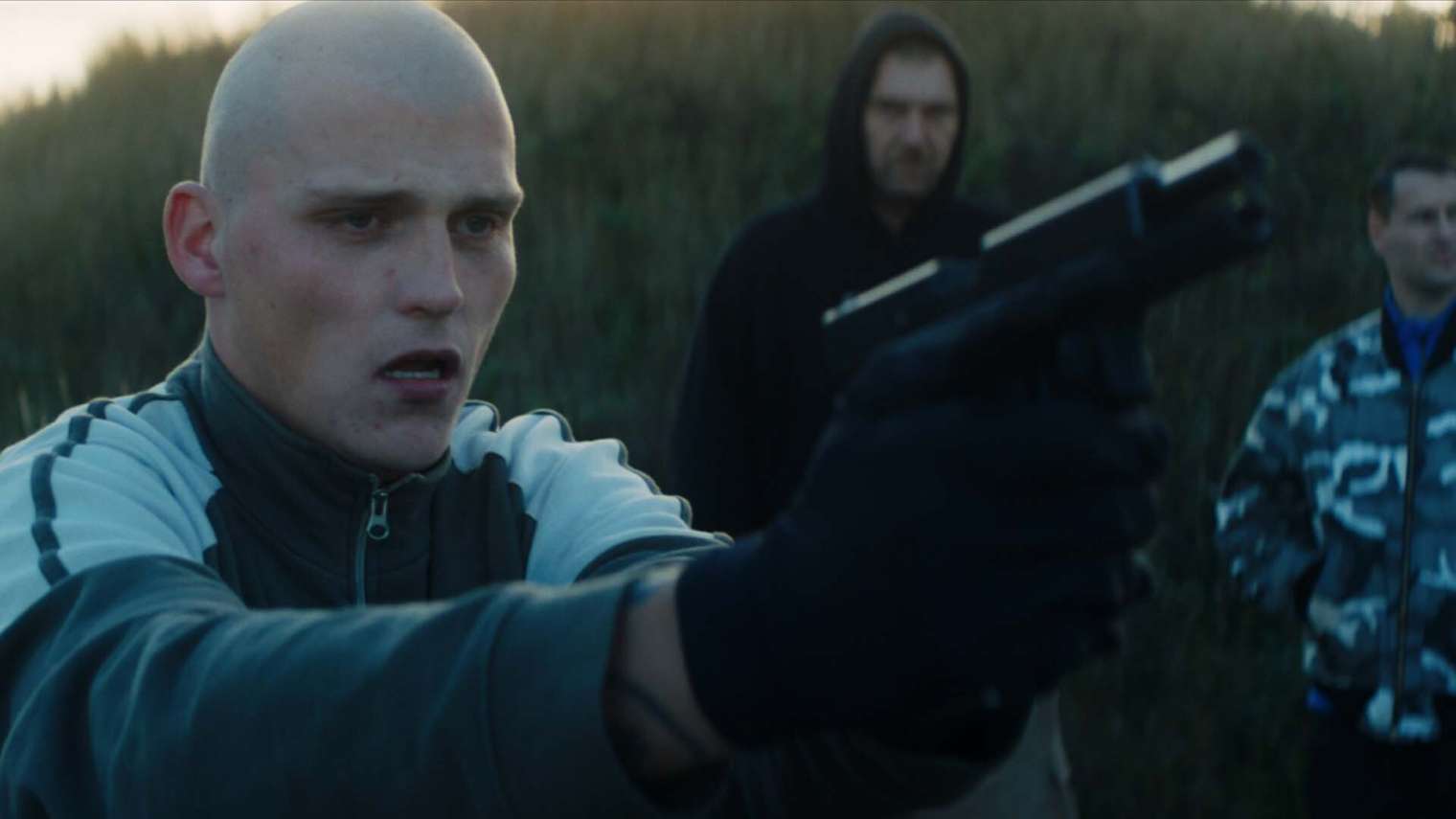 ’2 døgn: Frit Land’: Stortalent er utrolig som spirende gangster i ...