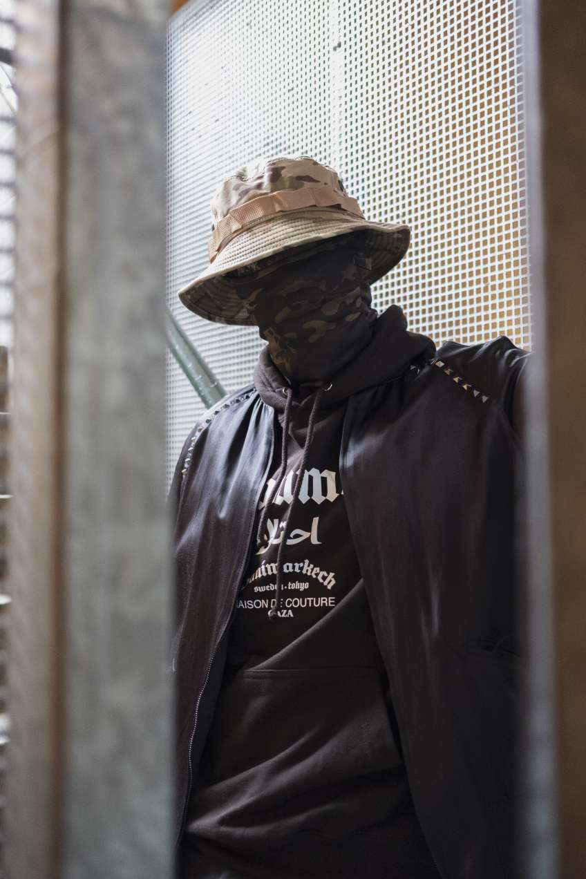 Vi blev hentet i Rolls-Royce af Danmarks nye rapstjerne: »Masken er ...