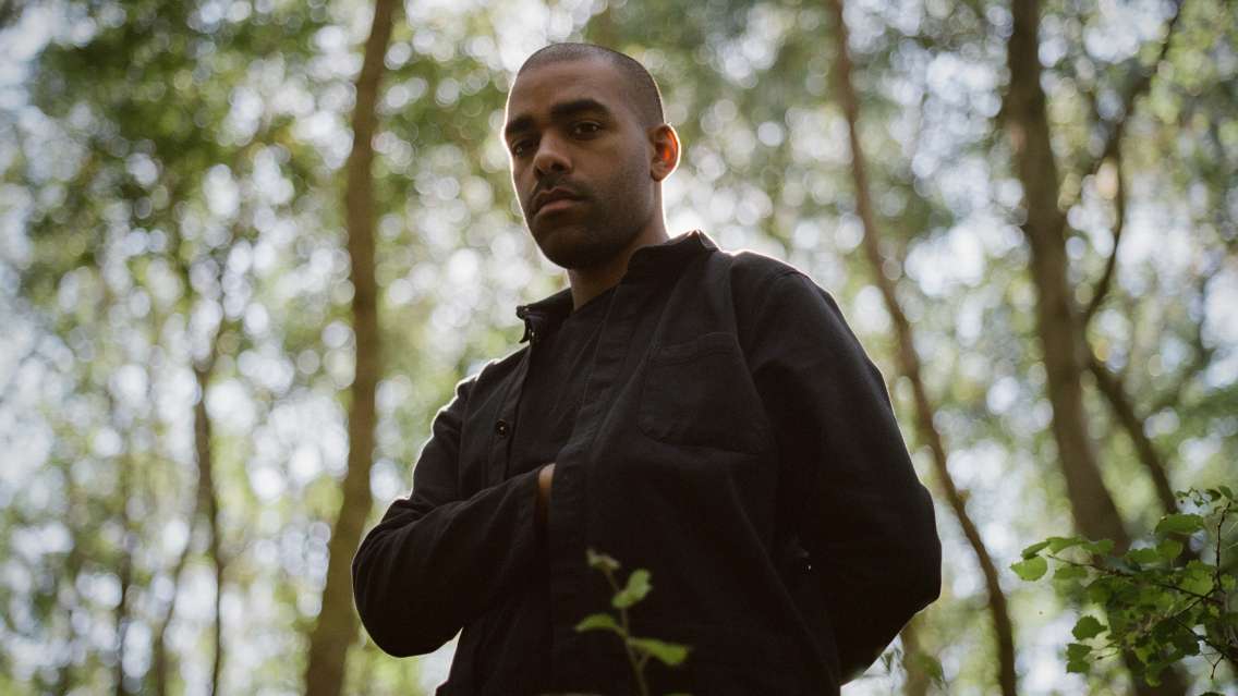 Hans Philip havde et album klar i foråret, men så hørte hans venner det ...