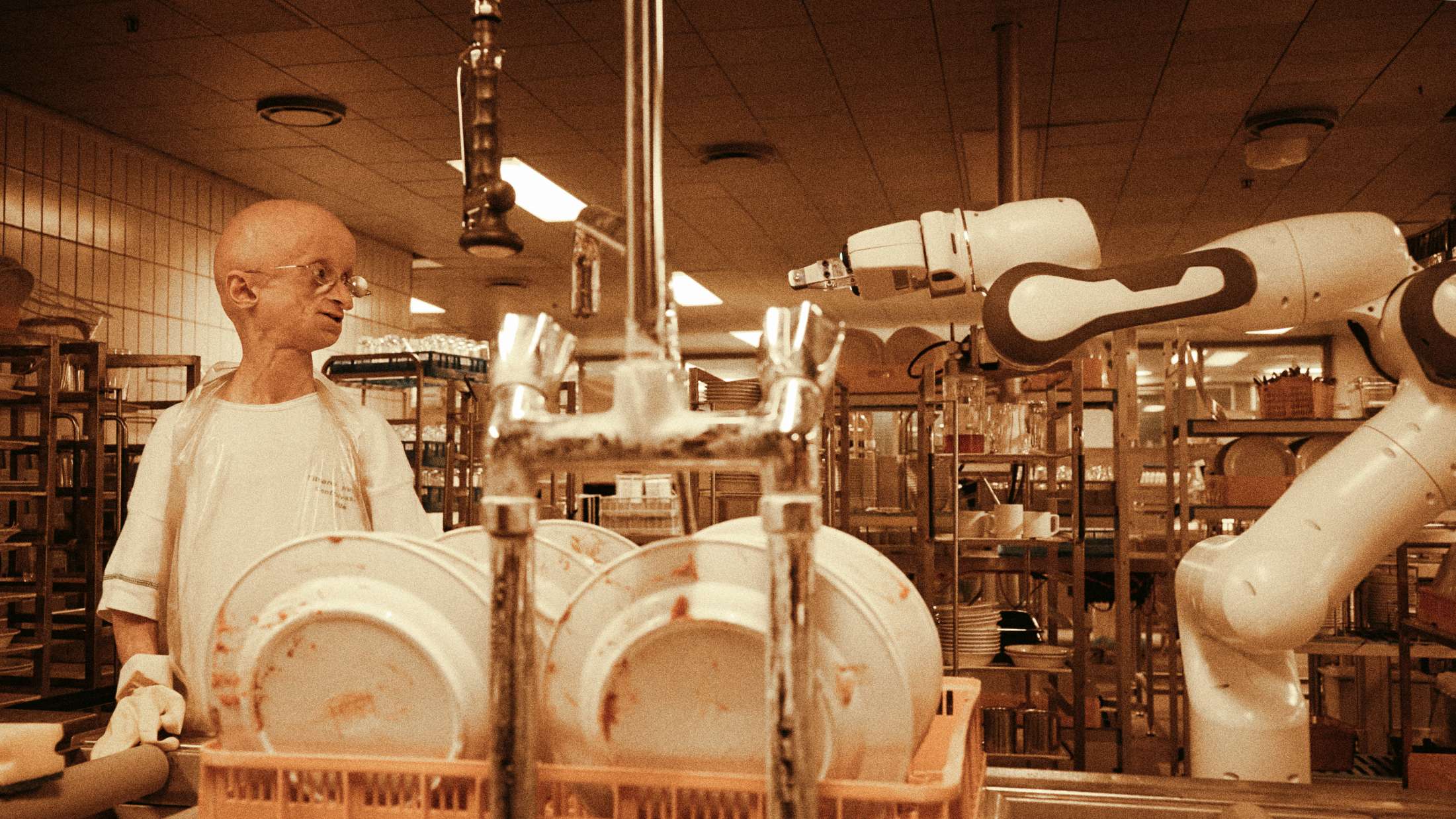 ’Riget Exodus’: Lars von Trier sætter et perfekt rablende punktum – måske for hele karrieren / Serie