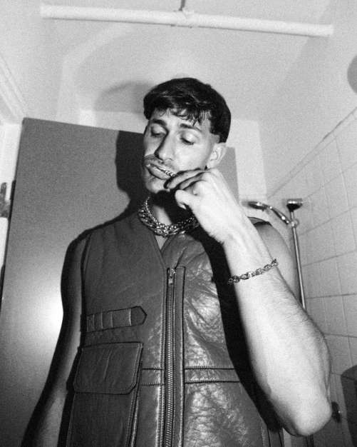 Tobias Rahims ‘Når sjælen kaster op’ er et oprør fra bunden: »Danmark ...