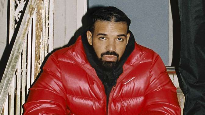 Drake og 21 Savage sagsøgt for millioner af Vogue / Nyhed