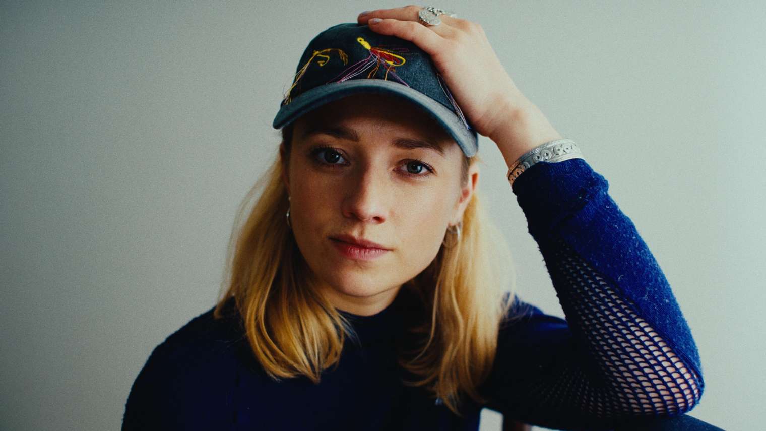 Biografaktuelle Kristine Kujath Thorp fik grineflip midt i dyster ...