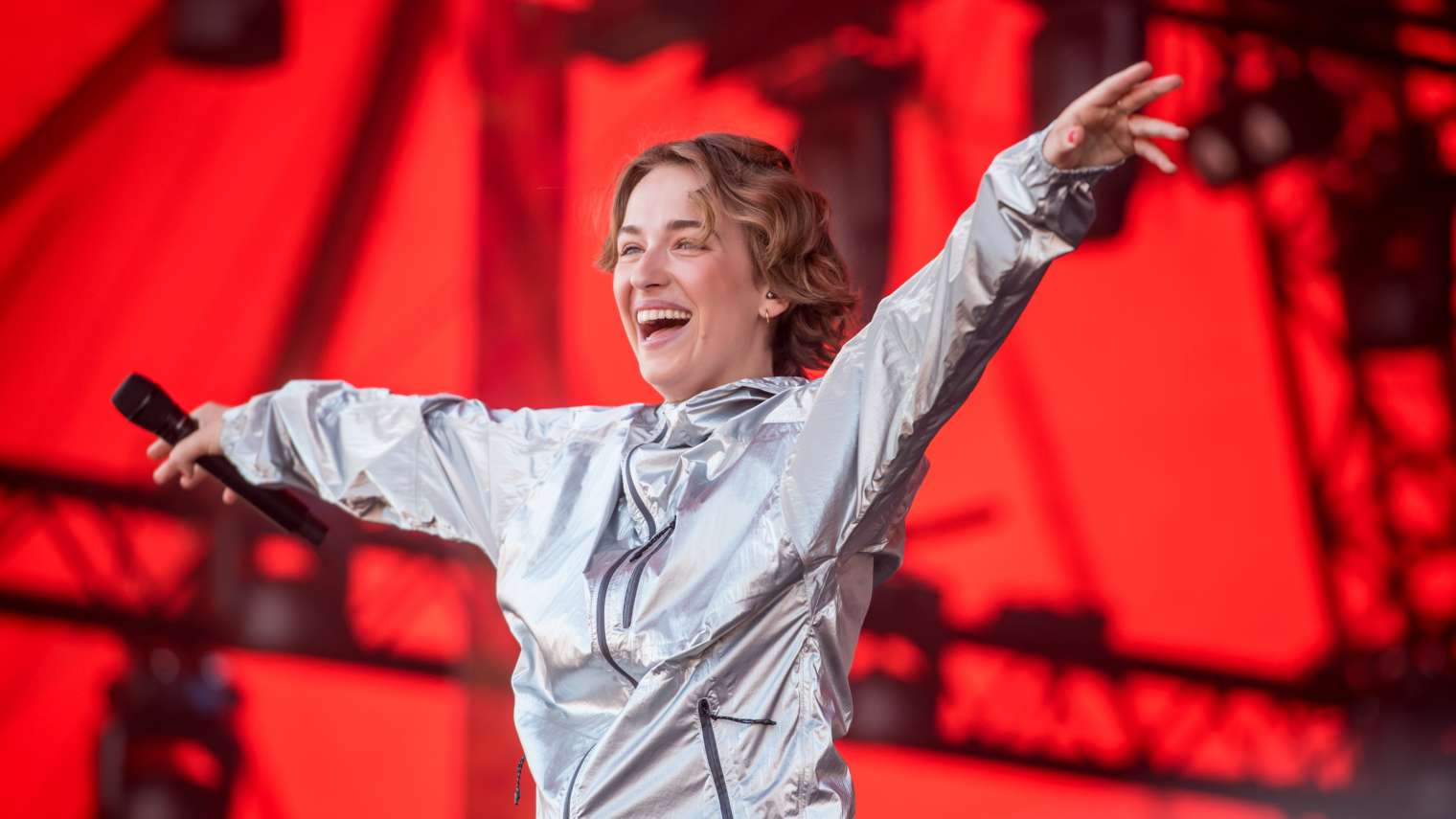 Blæst var så meget ovenpå, at de lavede det helt onde tease ved åbningen af Orange Scene / Koncert