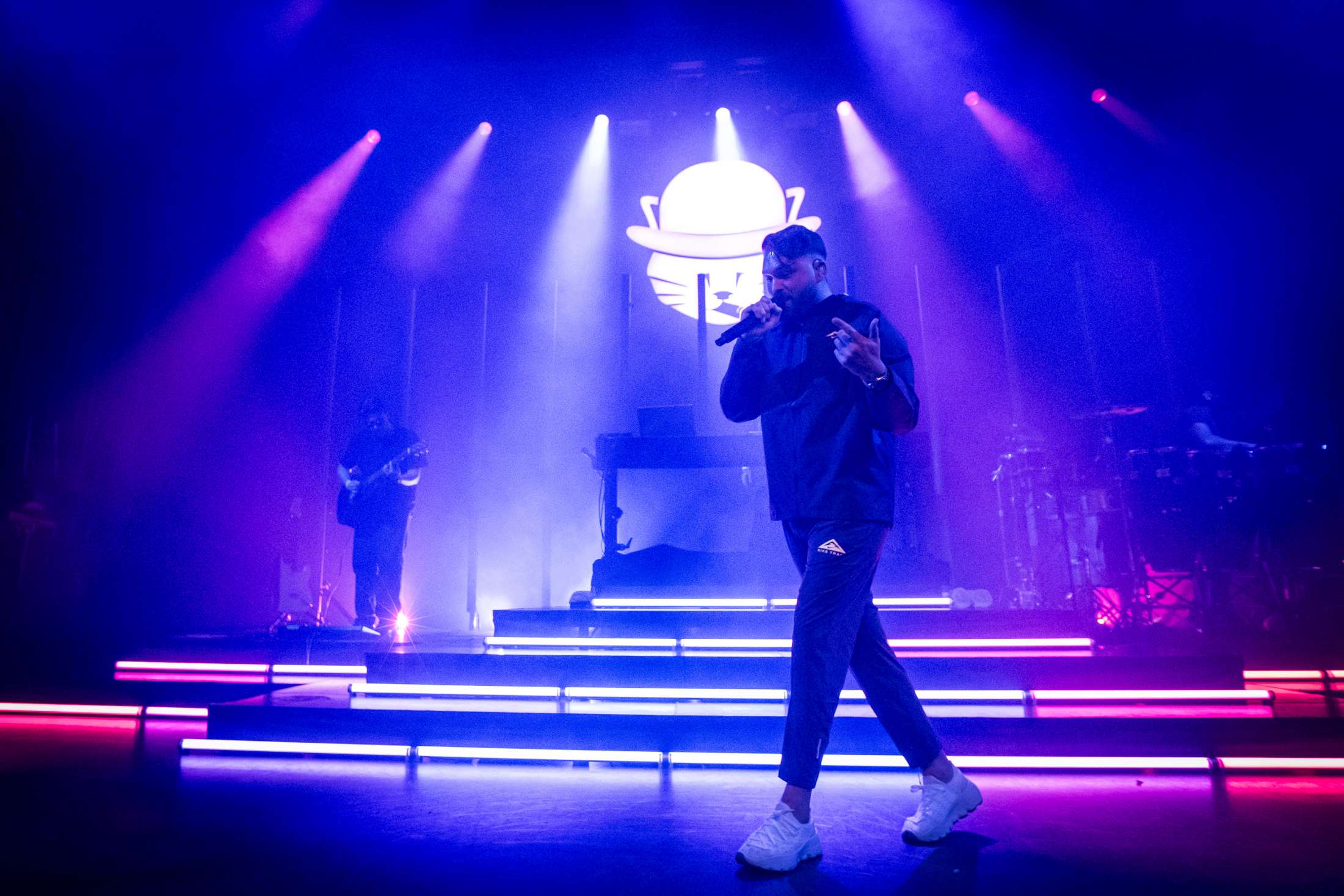 Gilli viste Store Vega, at man kan presse hele 30 sange og fire ...