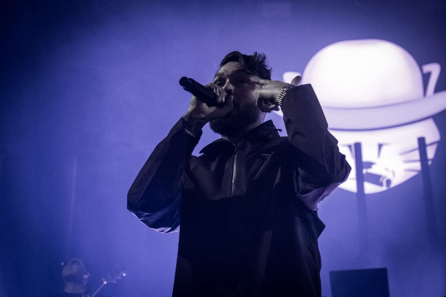 Gilli viste Store Vega, at man kan presse hele 30 sange og fire ...