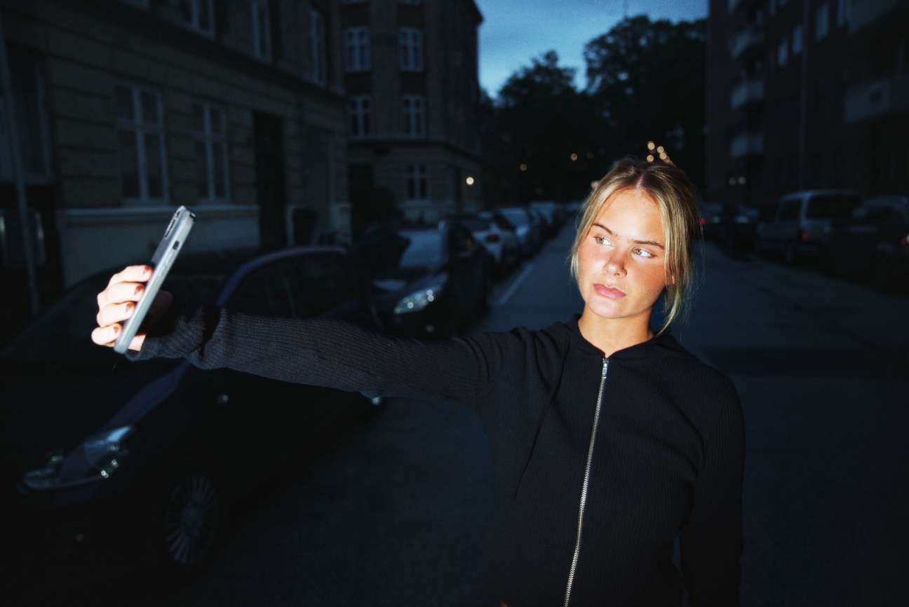 »TikTok er en dagbog for mig«: Sådan gik 19-årige Annika fra TikTok til ...