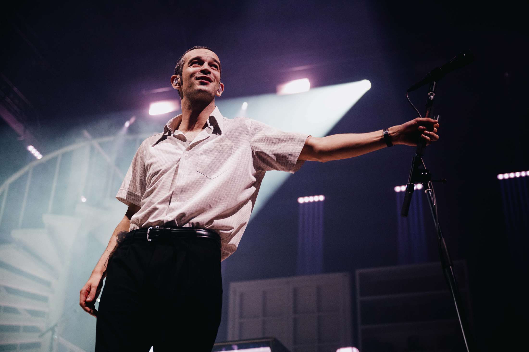 Mit hjerte sank, da Matty Healy fra The 1975 brød grædende sammen i K.B ...