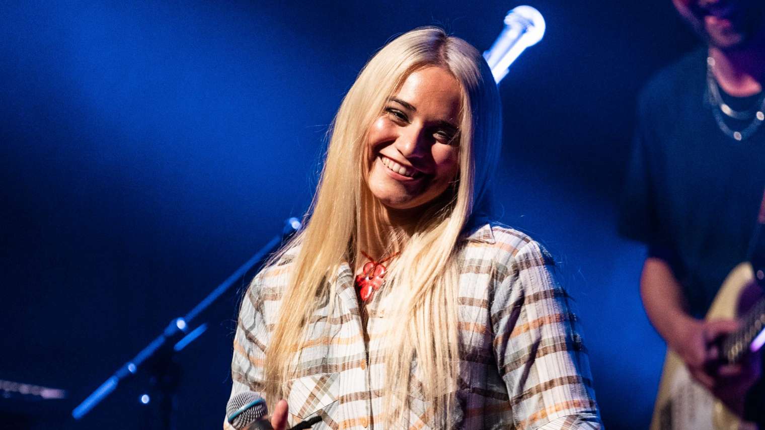 Ella Augusta på Spot Festival: Der gik ikke mere end 10 minutter, før ...