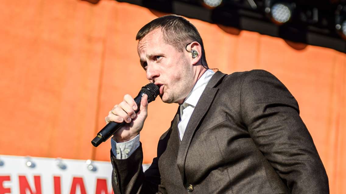 Man kunne lige så godt overgive sig til Benjamin Hav & Familiens ...