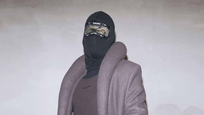 Ep’en ‘7’: D1ma nægter at give sine fans det, de forventer '7' / Ep