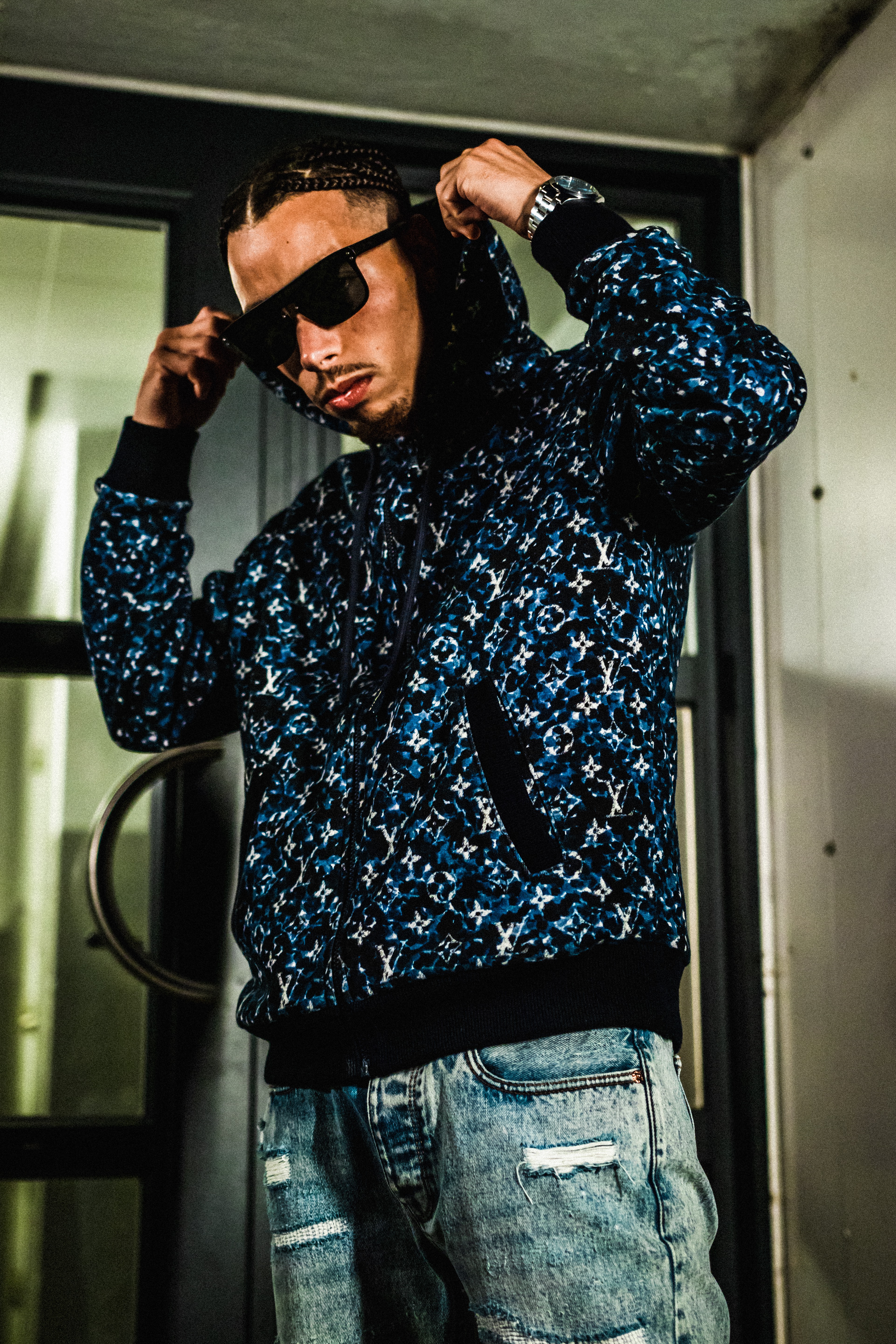 Tan fra Shooter Gang smider masken i ‘For livet’-videoen: »Det er det ...