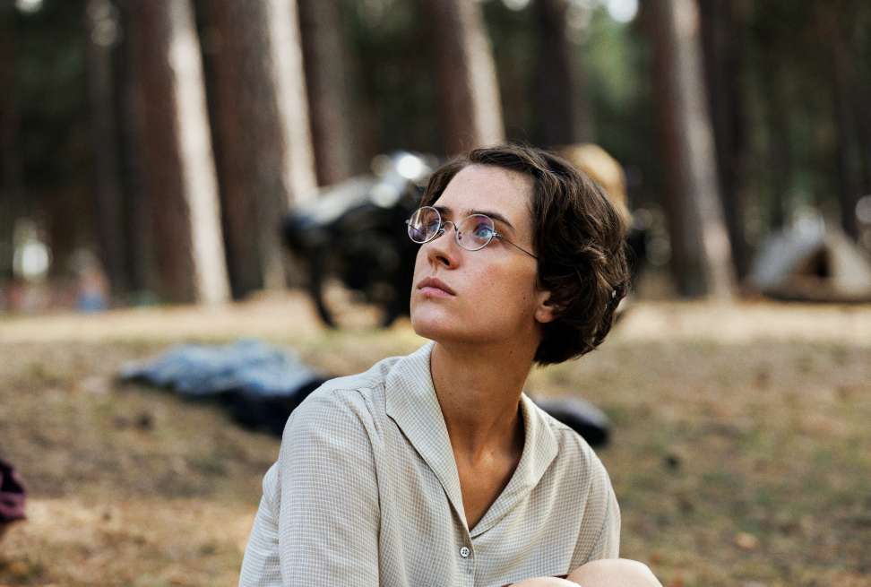 ’Kærlig hilsen, Hilde’: Kærlighedshistorien overskygger barsk ...