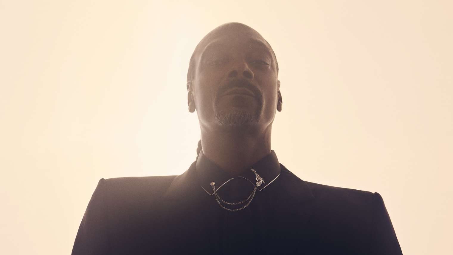 ’Missionary’: Snoop Dogg og Dr. Dre er langt fra fordums storhedstid på ...