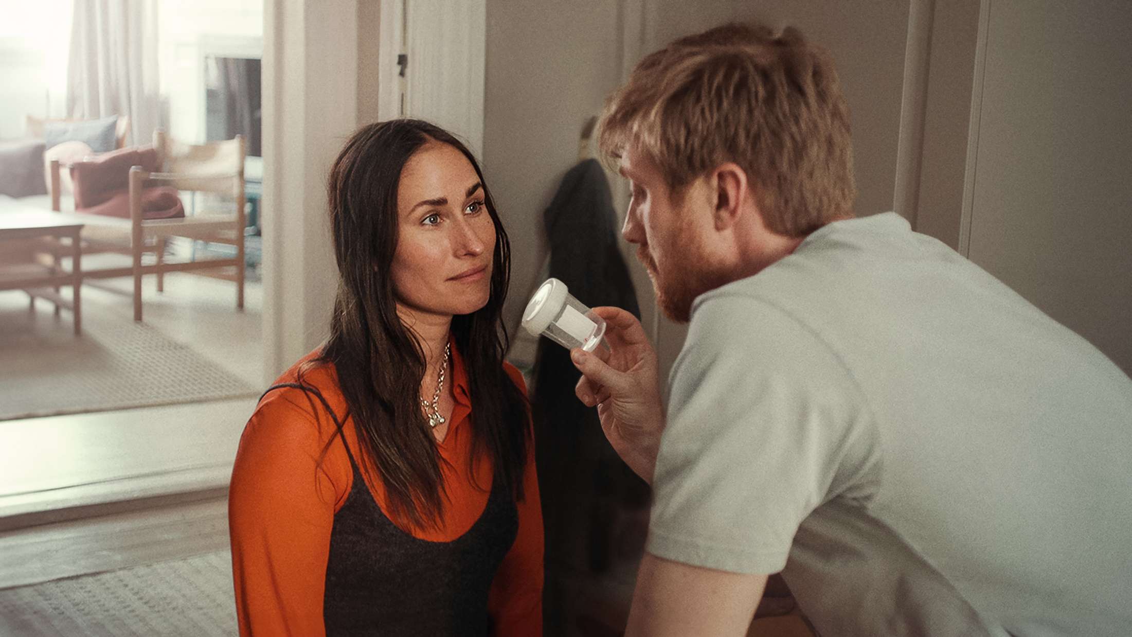 ’Sult’: Ditte & Louises Netflix-film er lige så ærlig og knivskarp, som ...