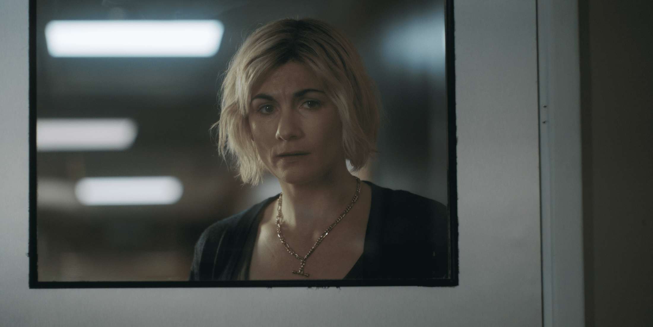 ’Toxic Town’: Jorden er giftig i neglebidende Netflix-serie med en ren ...