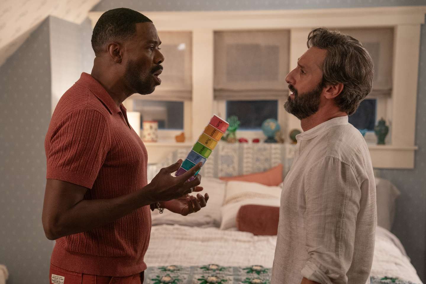 ’The Four Seasons’: Man klukker og klapper af alt, Steve Carell gør i ...