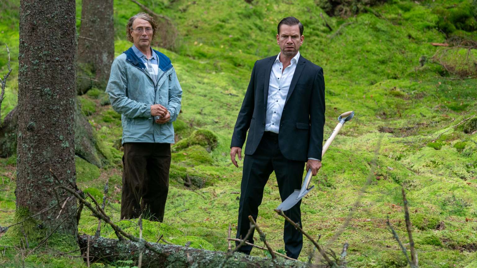 Mads Mikkelsen vil hedde John i første teaser for Anders Thomas Jensens ...