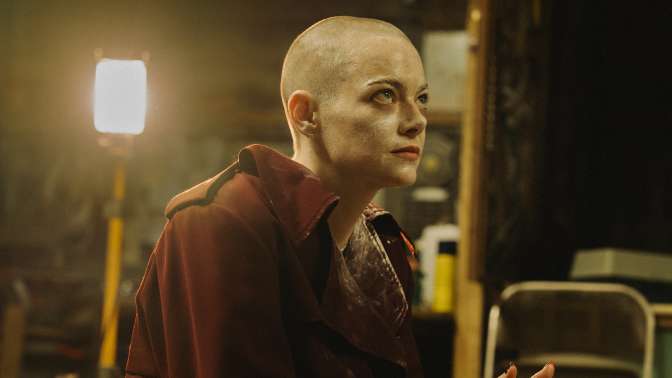 Soundvenue LIVE: Se Yorgos Lanthimos’ nye Emma Stone-brag ’Bugonia’ før ...